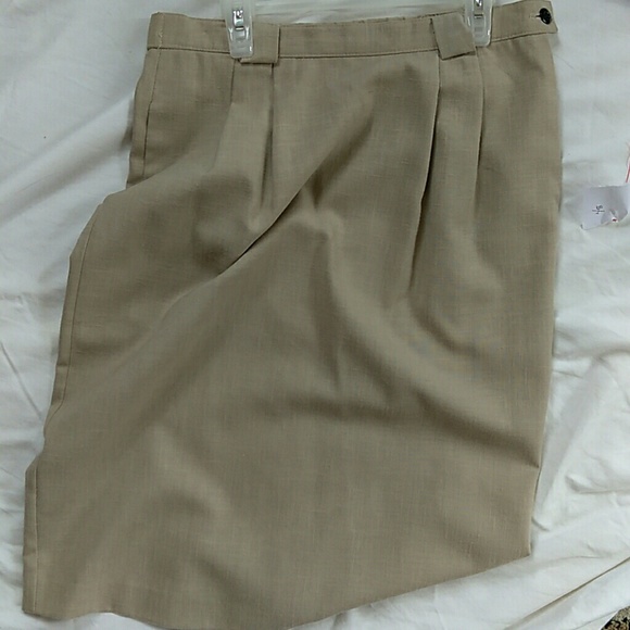 Koret | Skirts | Koret Skirt | Poshmark